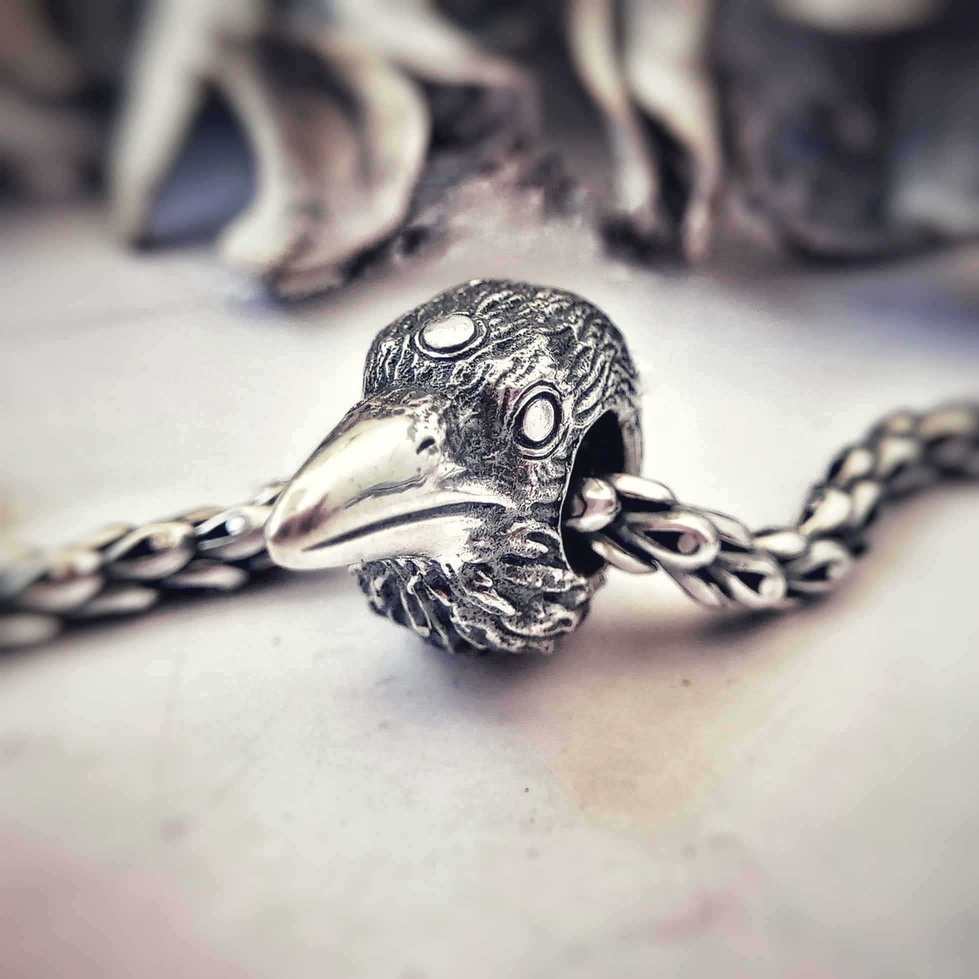 Three-eyed raven – Beads Candy Shop